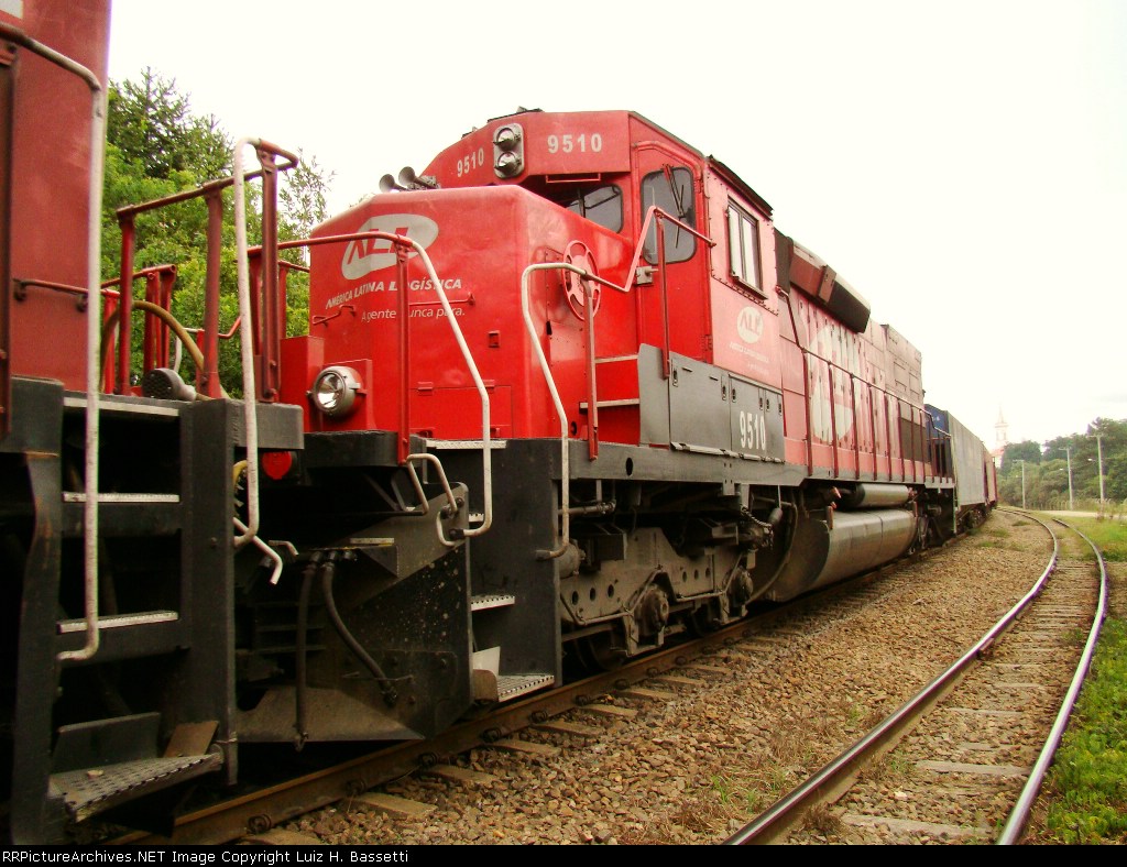 SD40-T2 9510